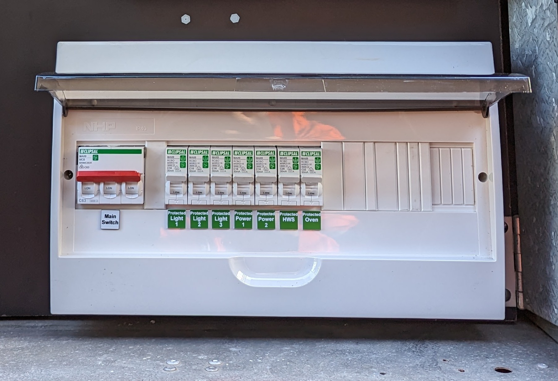 How much does an electrical switchboard upgrade cost? - Valour Services ...
